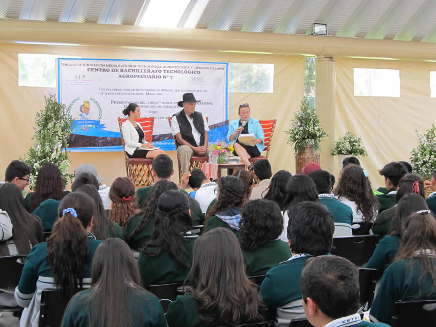 José Manuel Mireles Valverde presenta su libro "Todos somos ...